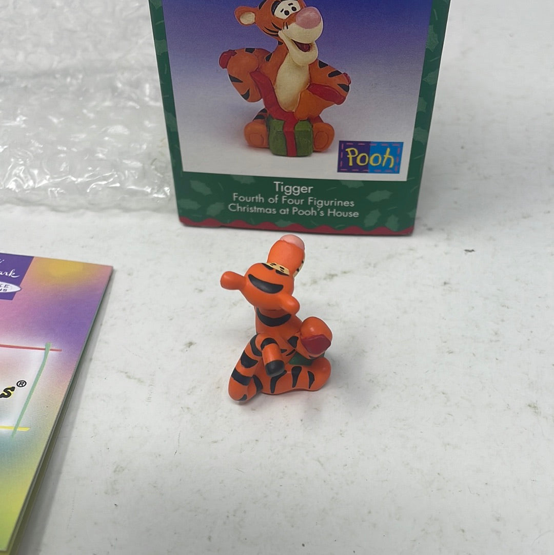 Hallmark Keepsake "Tigger" Winnie the Pooh Merry Miniatures Figurine 1 ...