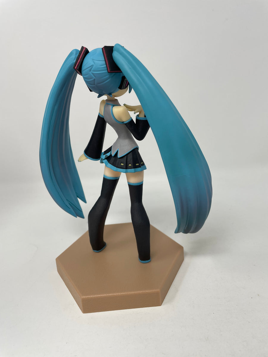 Vocaloid Hatsune Miku Cartoon Figure – shophobbymall