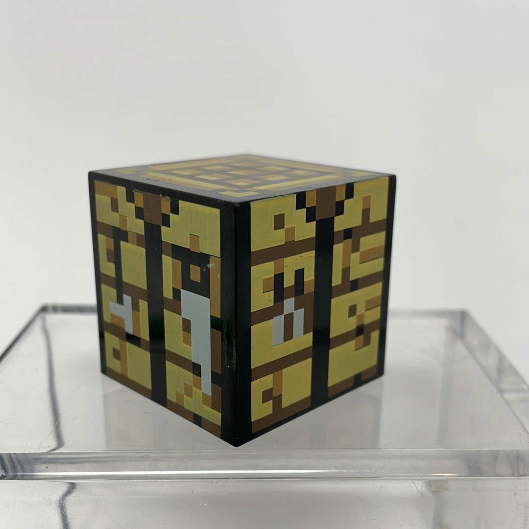 Minecraft Action Figure Crafting Table Block Jazwares – shophobbymall